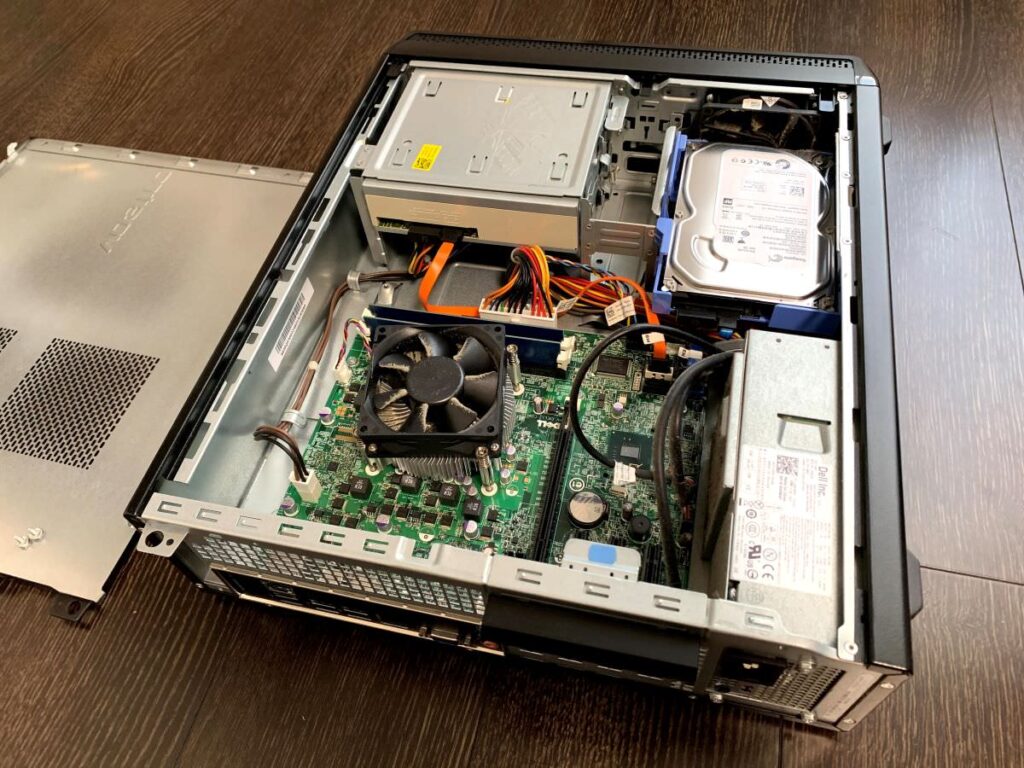 DELLデスクトップPCのHDDをSSDに交換(ハード面) | 閃き作業ブログ